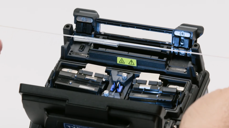 Setting the Splice and Heater Program on Sumitomo Electric’s Q102-M12 ...